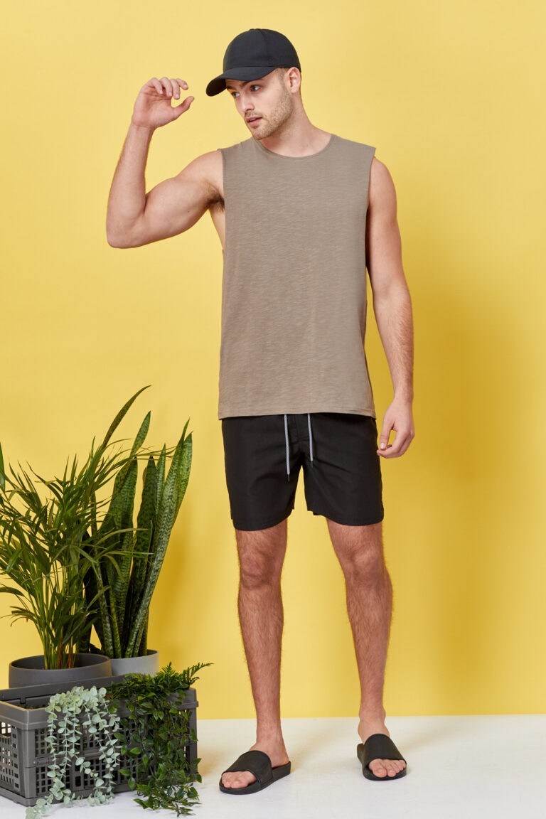 רשת חנויות ZIP | גופיית over size | מותג אופנה מוביל בישראל